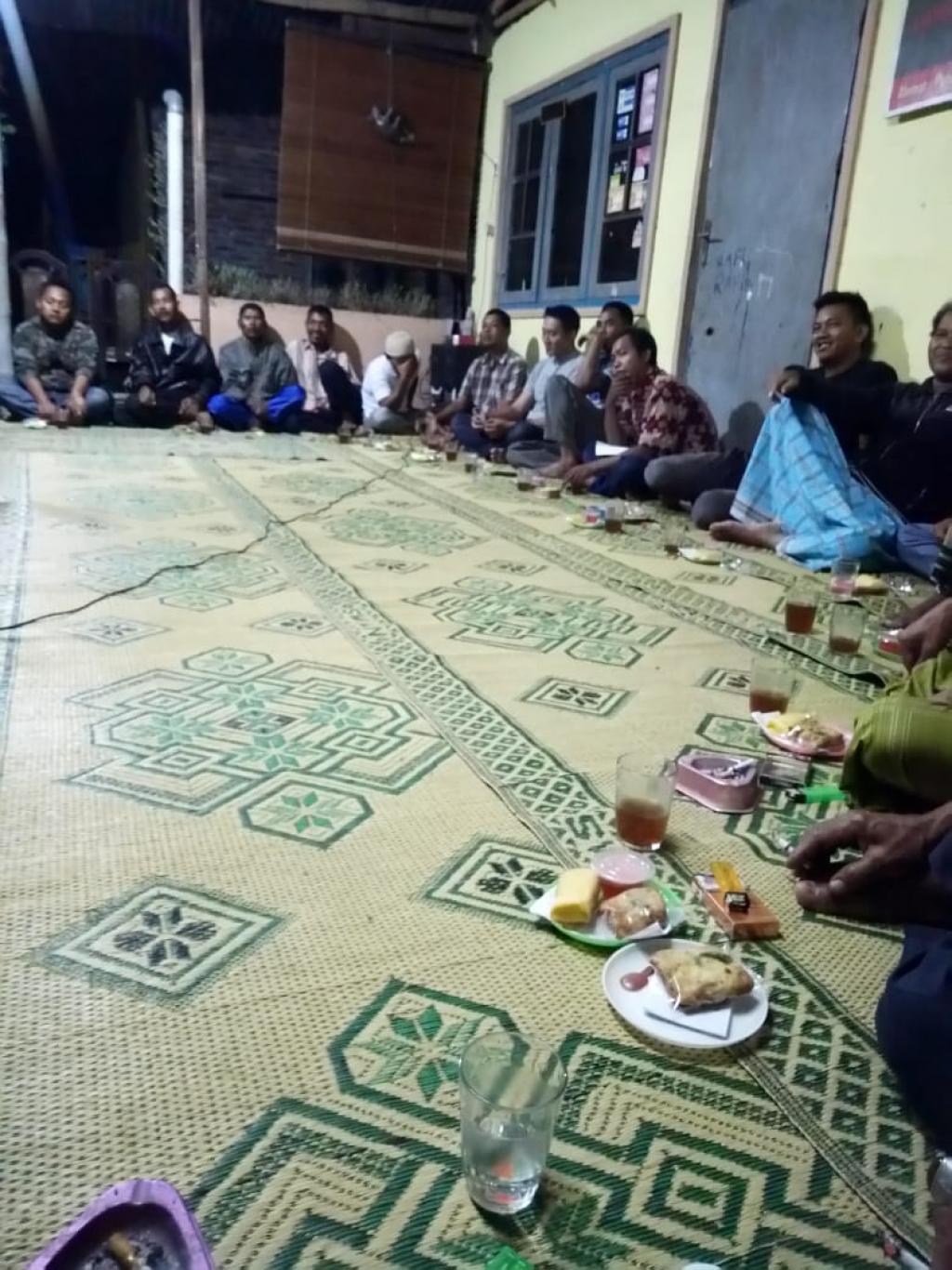 RAPAT PERSIAPAN PEMBANGUNAN GARDU RONDA - Website Kalurahan Sumberagung
